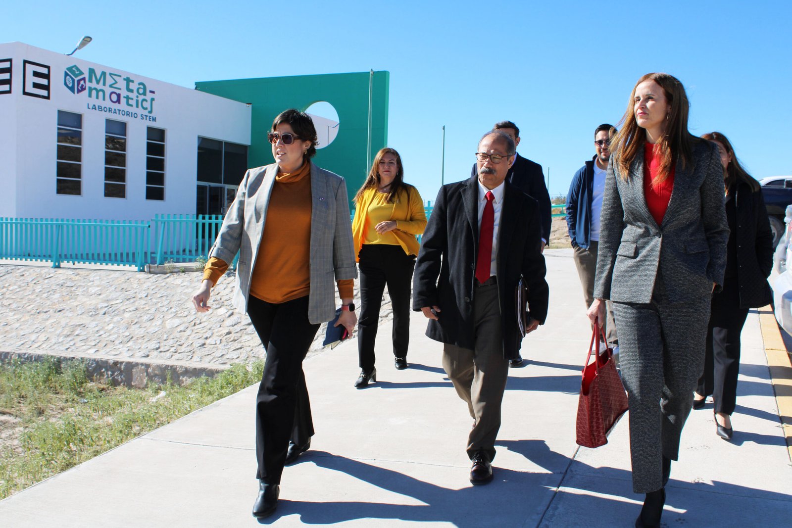 Visita cónsul de Canadá las instalaciones de la UT Paso del Norte en ...